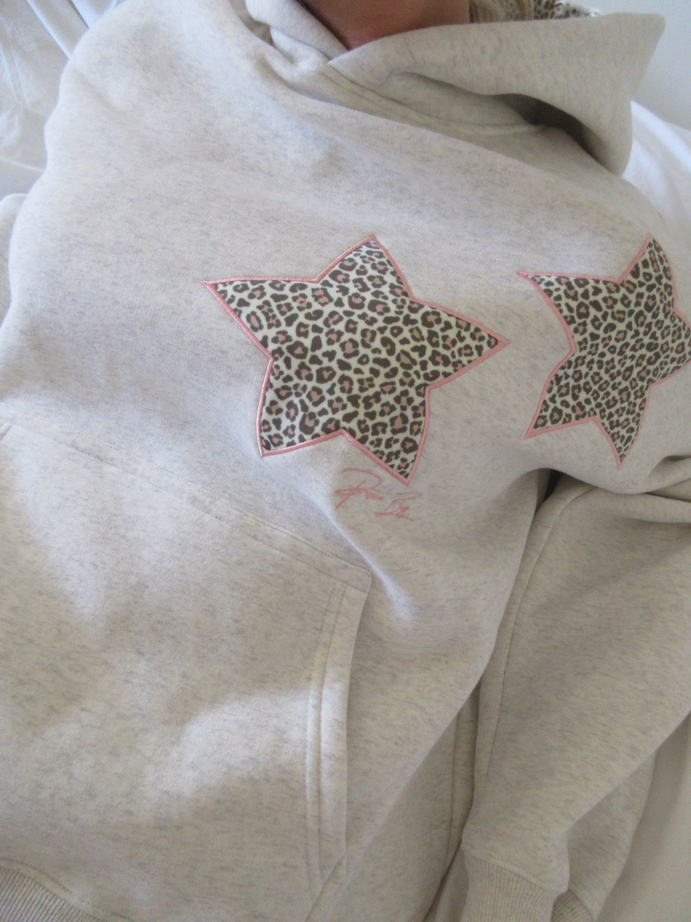Leopard Hoodie in Heather Grey – Prisana Bay